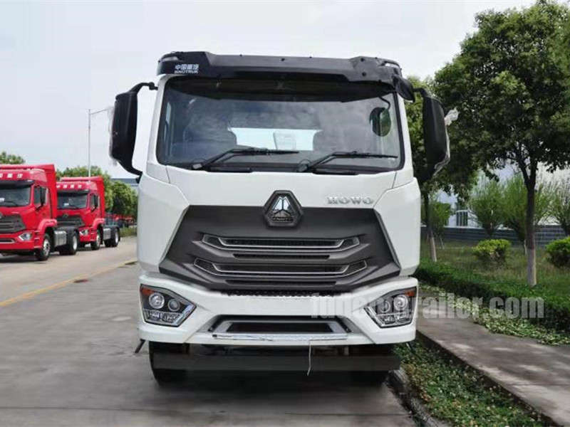 HOWO N7 6x4 Truck Horse